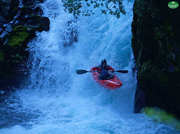 Freestyle Kayaking Waterfalls Chile